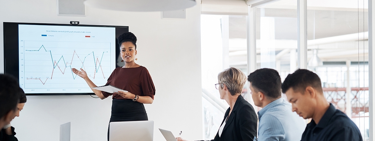 Helping women reach their financial goals | Article